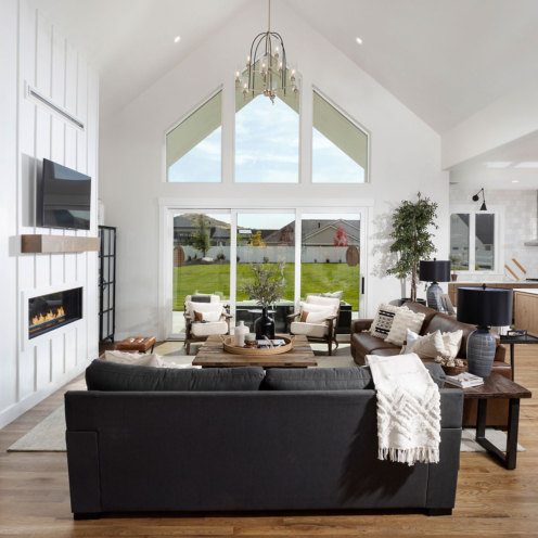 Dry Creek Ranch | Equestrian Center | 1-Acre & Half-Acre Homes